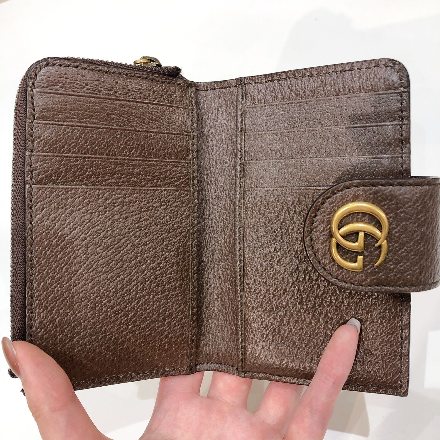 【質屋かんてい局松前R56号店】でGUCCI(グッチ)をお買取致しました！ - 愛媛県松山市の質屋なら質屋かんてい局【全国200店舗以上】金・時計・財布の買取なんでもOK