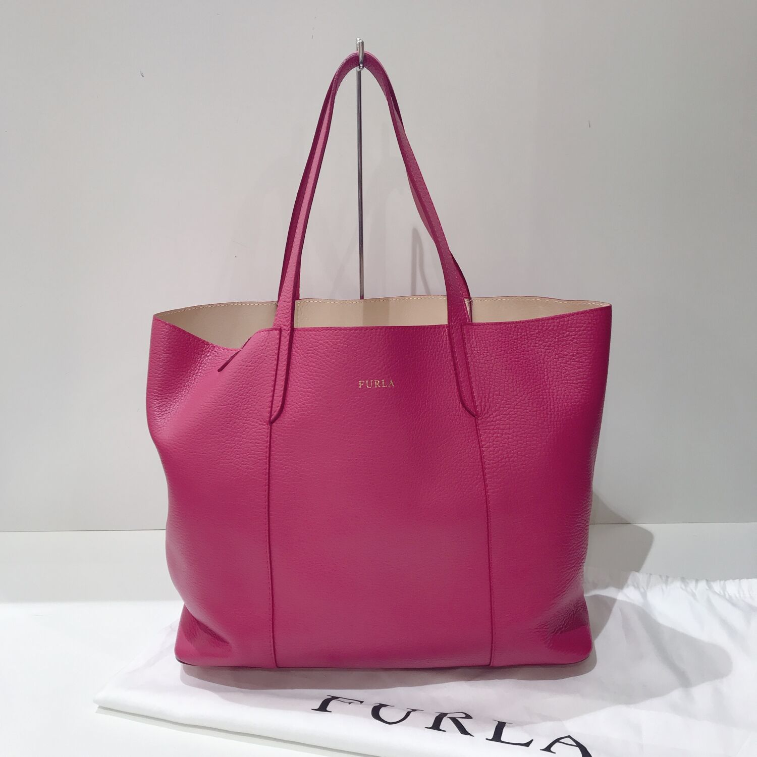 【質屋かんてい局松前R56号店】でFURLA(フルラ)をお買取致しました！ - 愛媛県松山市の質屋なら質屋かんてい局【全国200店舗以上】金・時計・財布の買取なんでもOK